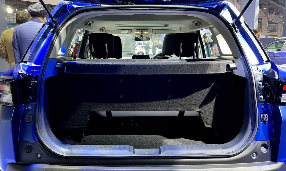 Maruti Brezza CNG: जाने इसकी कीमत और कितनी महंगी है पेट्रोल वर्जन से ...